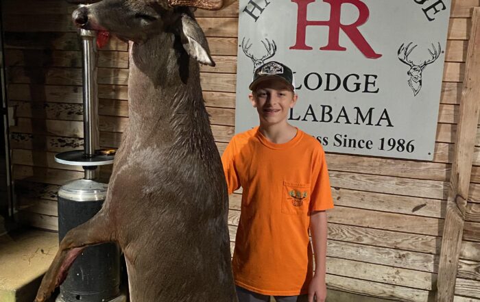 Whitetail Deer Hunting at Alabama Deer Hunting Lodge